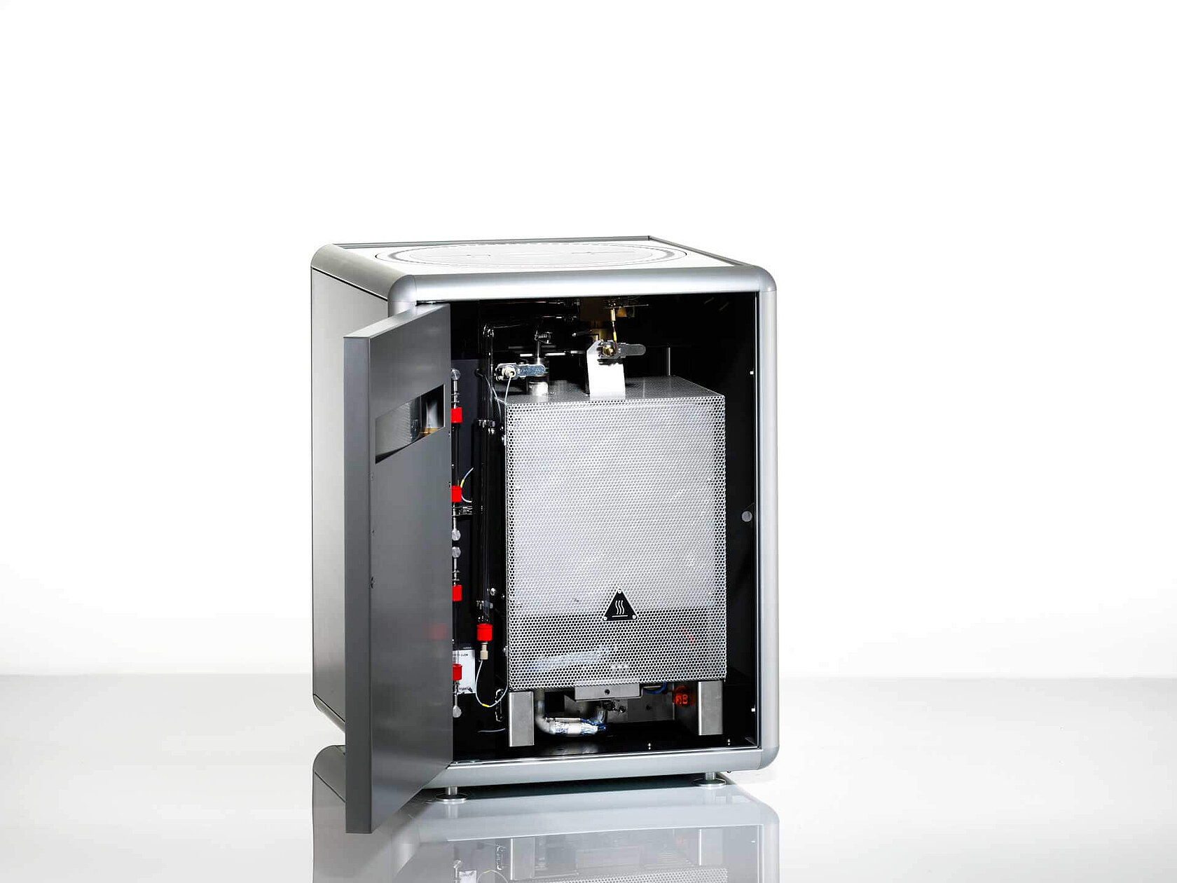 用于EA-IRMS分析的元素分析仪进样系统：vario PYRO cube - Elementar