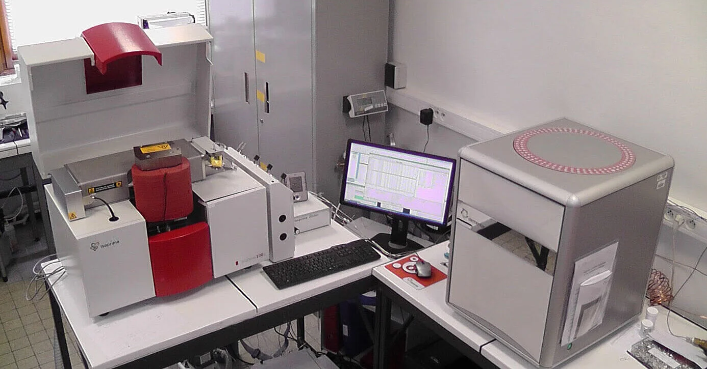 元素分析仪 - Elementar